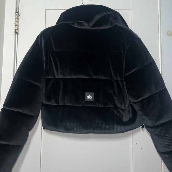 ALO Yoga | Jackets & Coats | Rubbed Gold Rush Puffer Xs | Poshmark